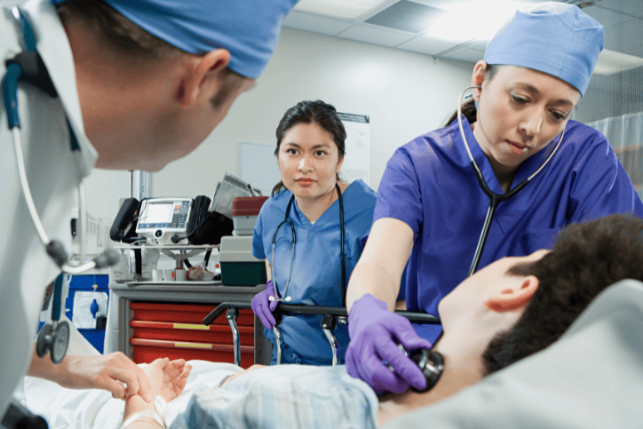 Role of Critical Care Nurse in Home ICU || Saiman Healthcare